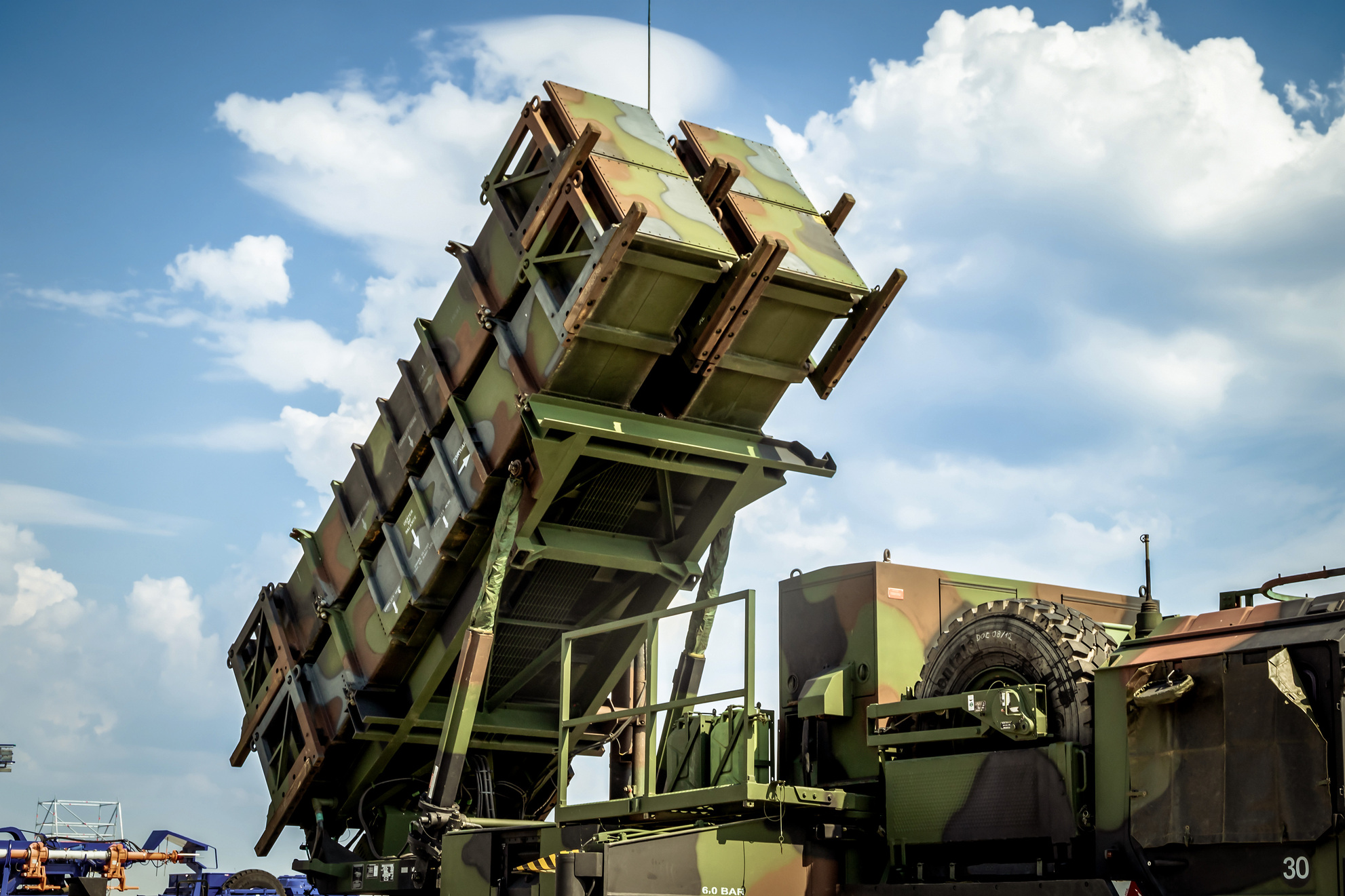 Power Delivery Networks for Air-to-Surface (ASM) Missiles | Defense | Vicor