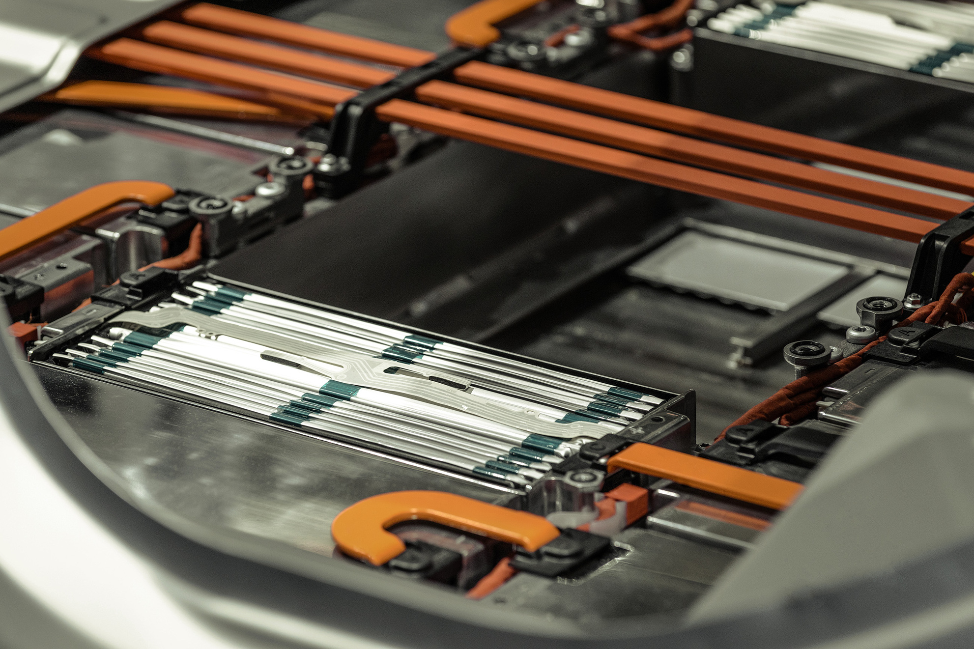 Automotive Industry Modular Powertrains 48-V Batteries | Vicor